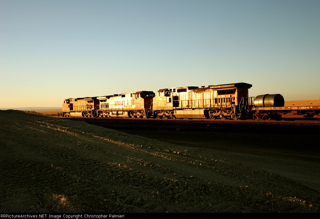 BNSF 4946, 765, and 862